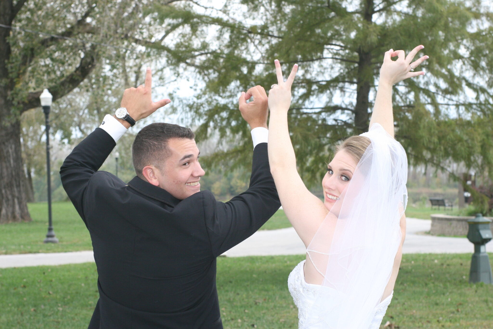 Mobile Wedding Officiant: Embrace Your Outdoorsy - KC Weddings 2 Go